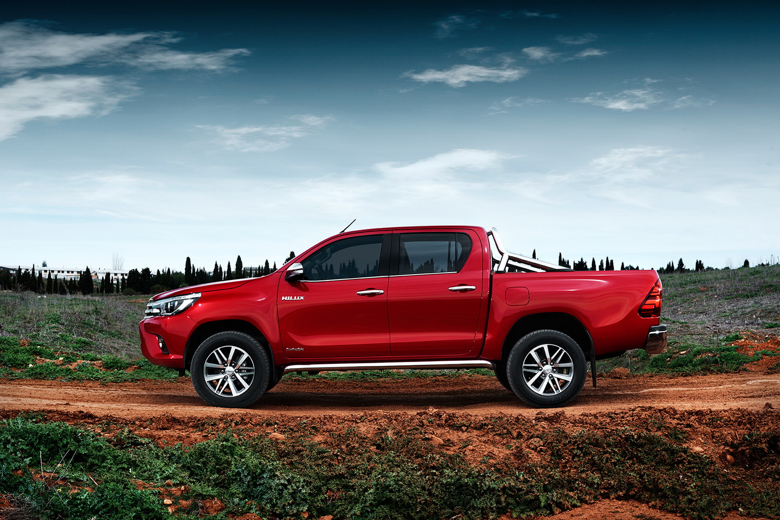 Toyota Hilux kosztuje od 109 347 zł w Polsce - Antyradio