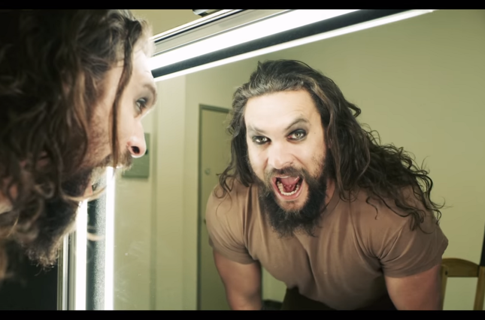 Jason Momoa zagrał Ozzy'ego Osbourne'a w klipie. Zobacz backstage ...