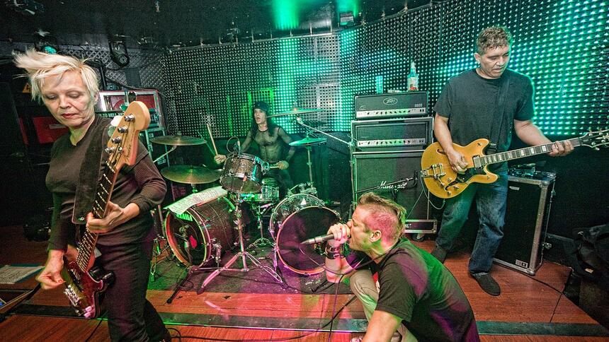 Nie żyje Lorna Doom z The Germs. Basistka miała 50 lat - Antyradio