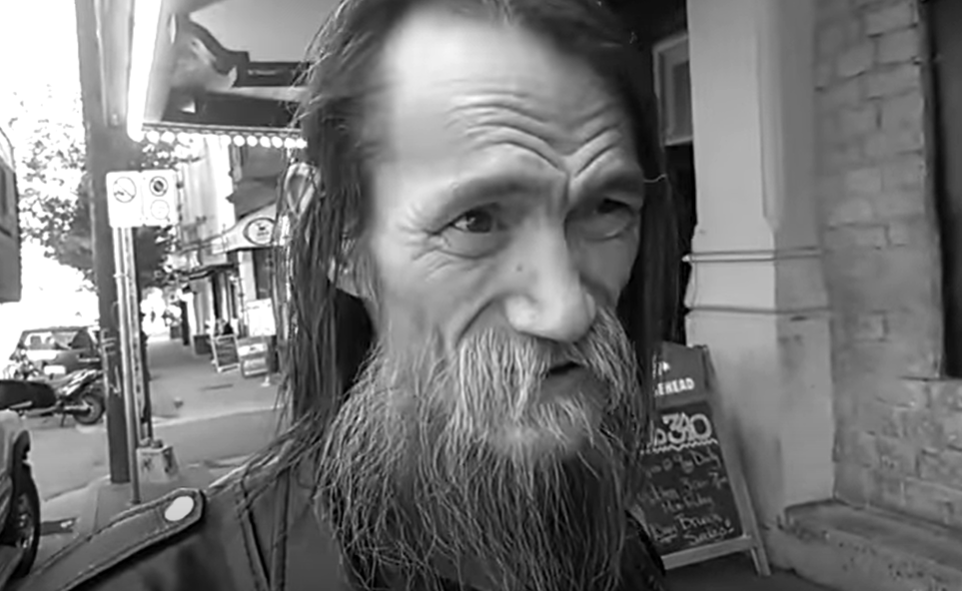 Mr. Chi Pig nie żyje, był ikoną punk rocka - Antyradio.pl