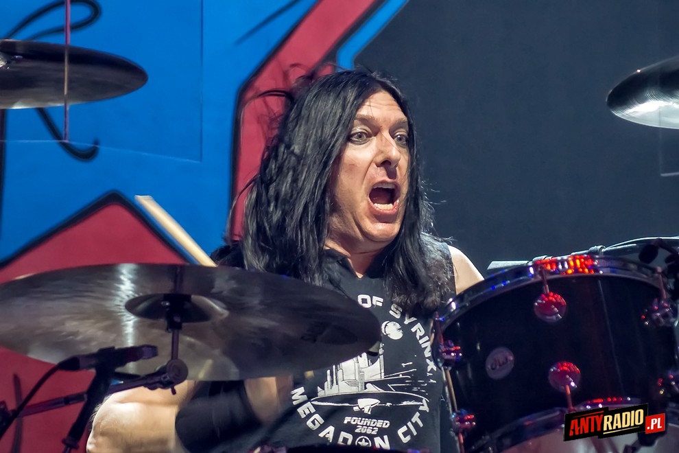 Brent Fitz opuszcza trasę koncertową Slasha - Antyradio.pl