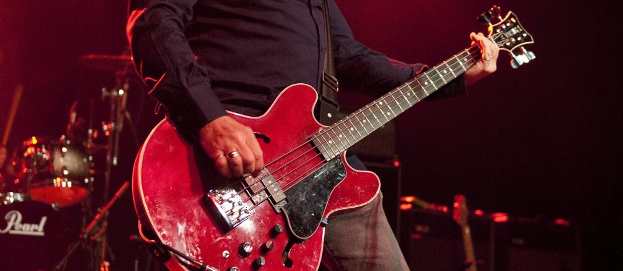 Peter Hook, były basista Joy Division napisał 2. książkę - Antyradio