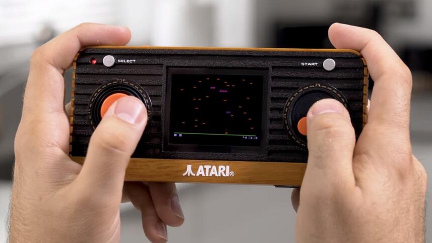 Atari Retro Handheld oferuje 30 gier z Atari 2600 - Antyradio