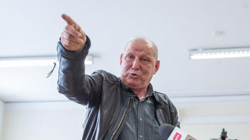 Jasnowidz Jackowski o Sylwestrze i nowym roku. "Nocą będą karetki tam ...